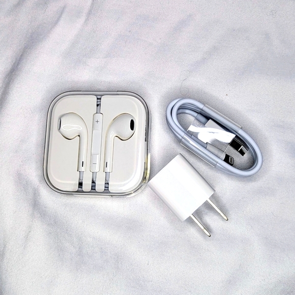 Apple | Cell Phones & Accessories | Nwt Wired Apple Earbuds With 35mm ...